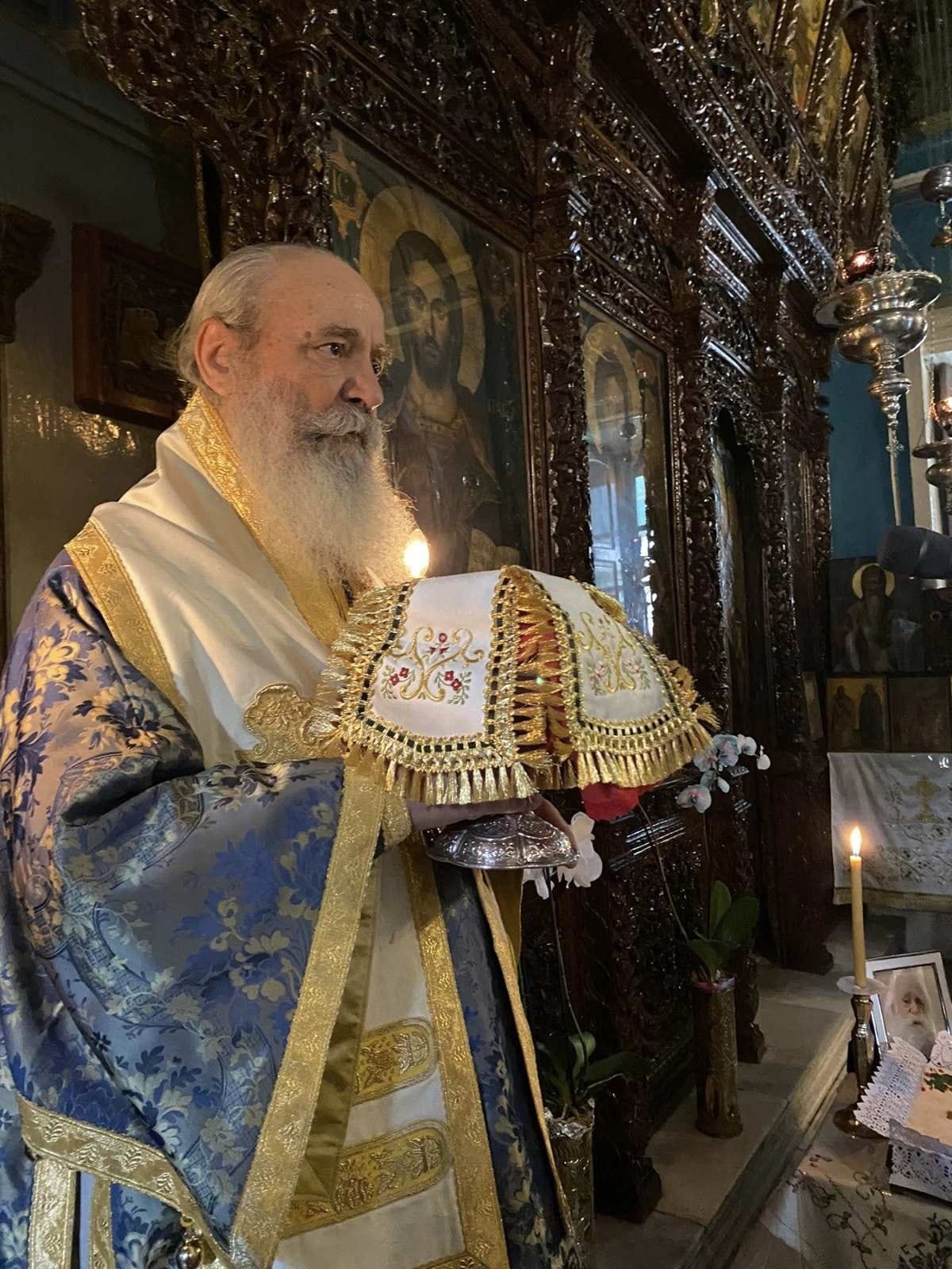 Στην Ι. Μονή Παναγίας Χρυσολεοντίσσης Αιγίνης, ιερούργησε ο ...
